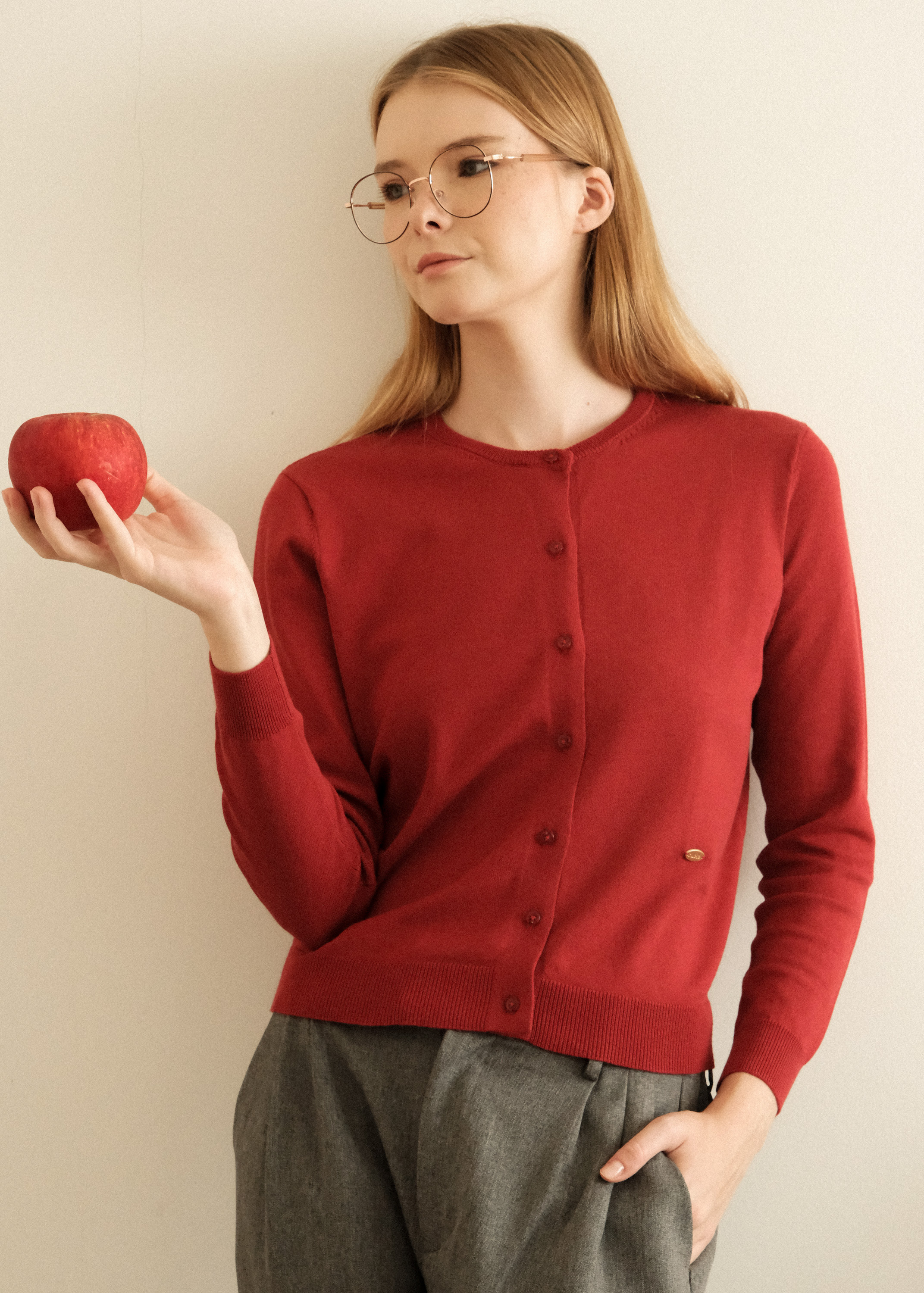 Ruby Cardigan Cherry Red | IDR 239.000 | Nueta